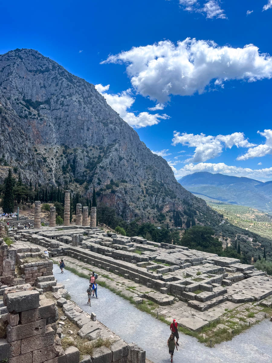 Delphi Day Trip from Athens: Enjoy ancient splendour, beautiful scenery ...